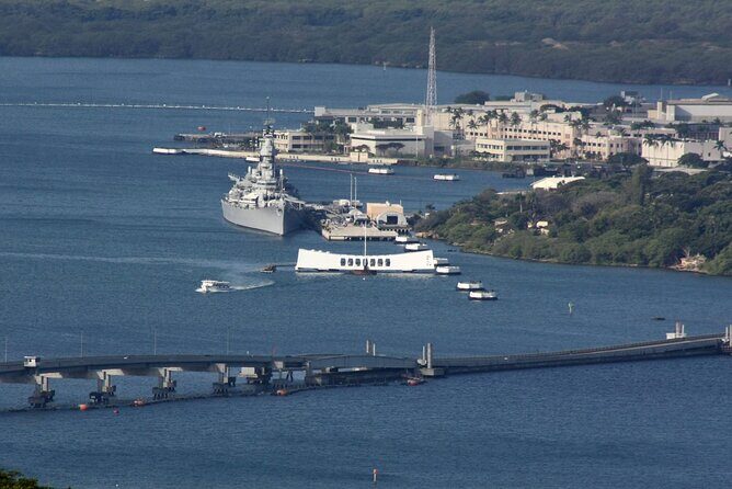Pearl Harbor Shuttle from Waikiki - The Value of This Tour