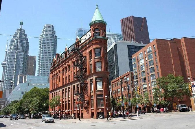 Personalized Toronto Airport Transfer Service - The Experience in Practice