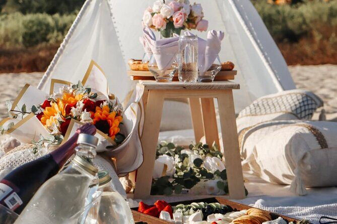 Picnic Tipi with Food and Drink - Practical Tips for Making the Most of Your Picnic