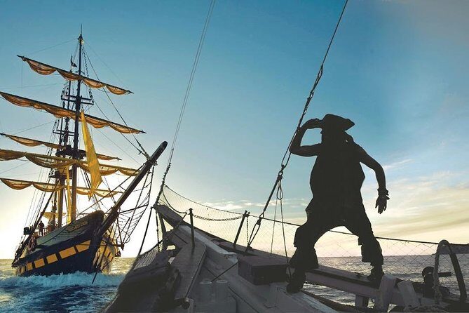 Pirate Ship Sunset Dinner and Show in Los Cabos - Is This Tour Worth It?