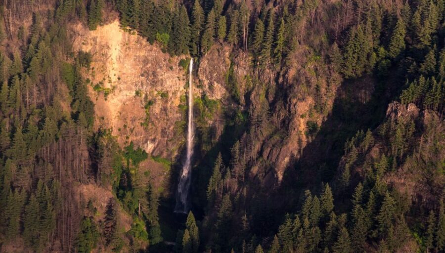 Portland: Multnomah Falls Scenic Flight Tour - Comparing This Tour with Similar Experiences