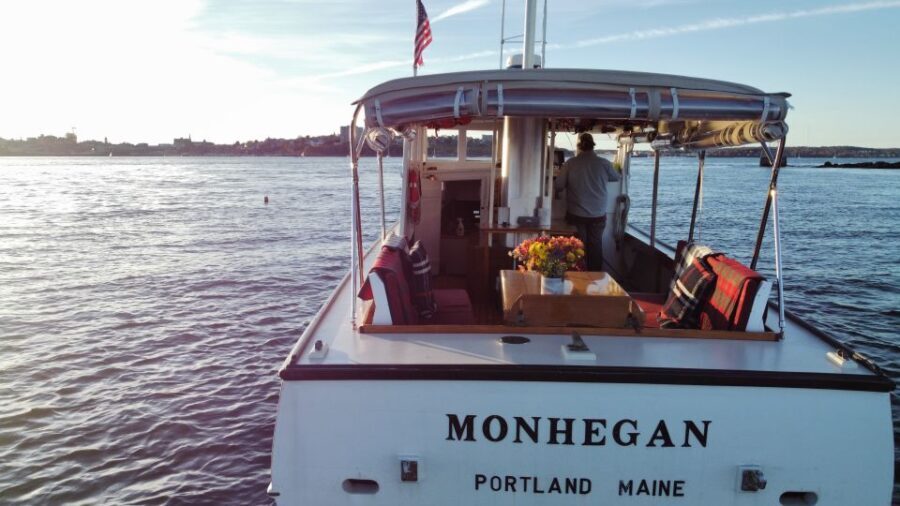 Portland: Private Charter on Vintage Lobster Boat w/ Drinks - Practical Details and What to Expect