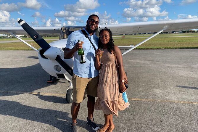 Private 60 Minute Romantic Excursion Air Tour with Champagne - Who This Tour Is Perfect For