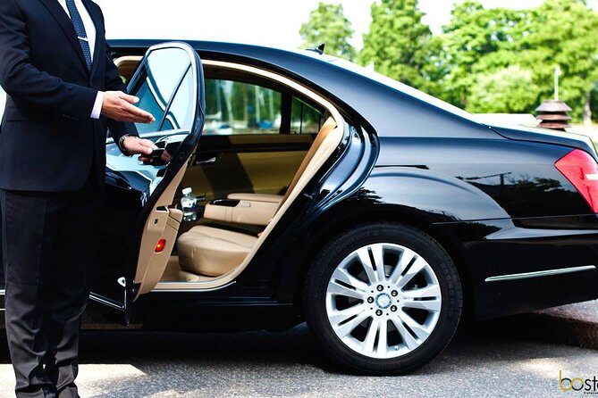 Private Boston Airport Transportation - One Way - How Price Reflects Value