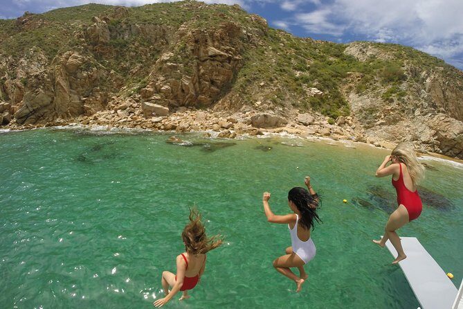 Private Cabo 35ft cat experience Food and open bar included! - The Sum Up