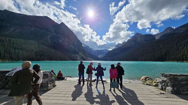 Private Day Tour: Moraine Lake and Lake Louise - Why This Tour Offers Good Value