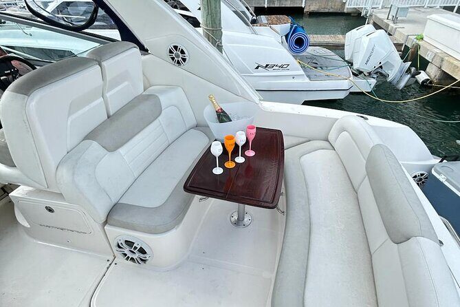 Private Luxury Yacht in Miami - Who Will Love This Tour?
