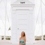 Private Professional Vacation Photoshoot in Sarasota - The Landmark Locations and Hidden Gems