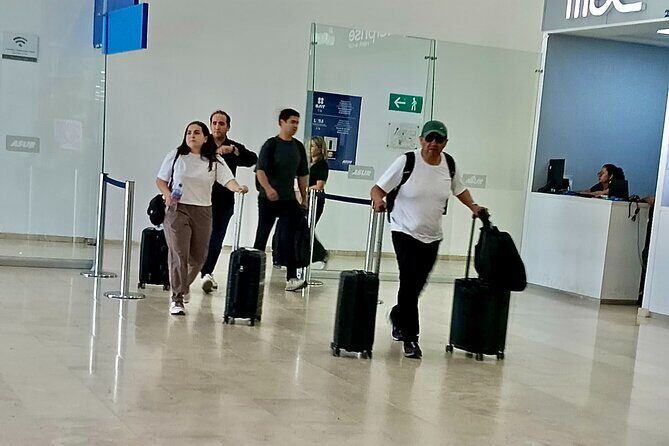 Private shuttle service at Oaxaca Airport Hotel - Why This Service is Worth Considering