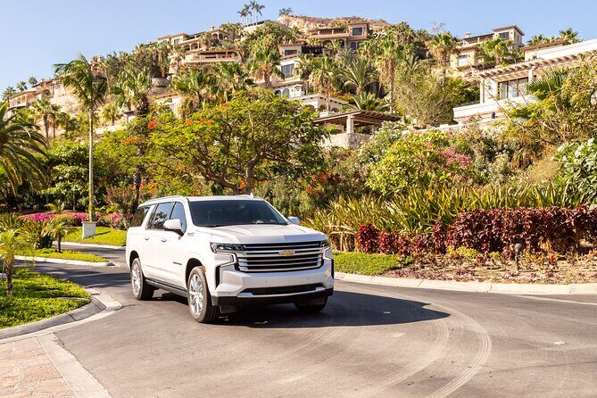 Private SUV Round-Trip from Airport to Hotels in the Corridor - The Vehicle and Comfort