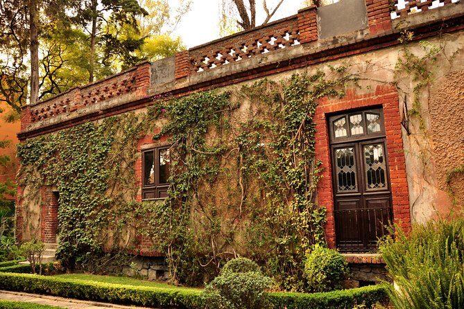 Private tour Antropology Museum Frida Khalo museum and Leon Trotskyi museum - Exploring the Itinerary in Detail