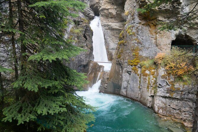 Private Tour Moraine Lake, Louise, Emerald & Johnston Canyon - Why This Tour Offers Good Value