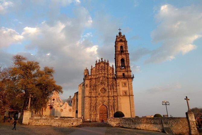 Private Tour: Tula and Tepotzotlan Day Trip from Mexico City - Lunch and Cultural Context