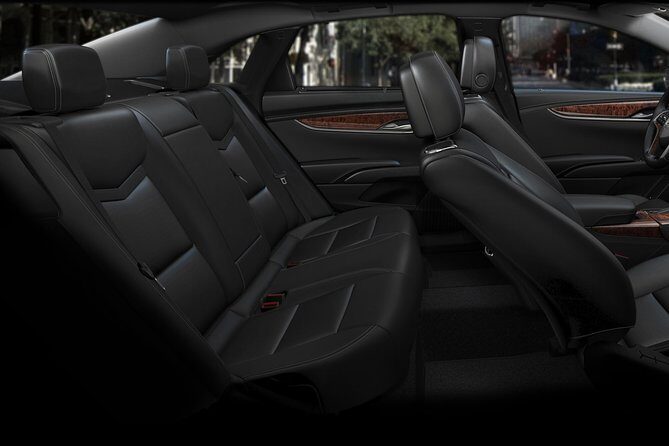 Private Transfer: Calgary Airport to Downtown - The Experience in Detail