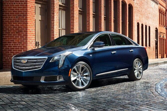 Private Transfer Downtown Fort Worth to Fort Worth Airport DFW Luxury Vehicle - Key Points