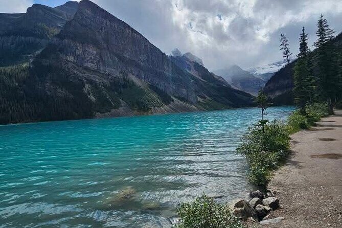Private Transfer from Banff to Calgary or Calgary Airport - The Itinerary and the Experience