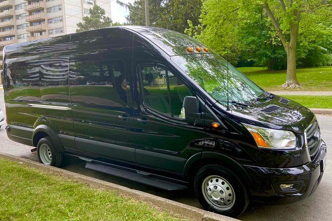 Private Transfer from Toronto City to Toronto Pearson Airport - Who This Service Is Best For