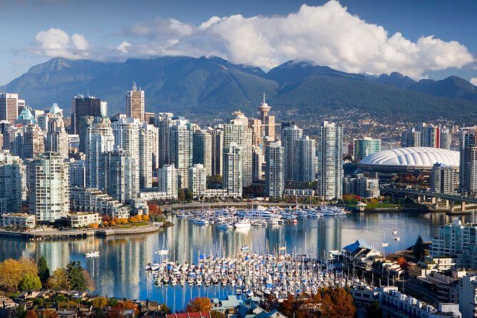 Private Transfer from Vancouver Airport YVR to Vancouver in Business Car - Who Should Consider This Service?