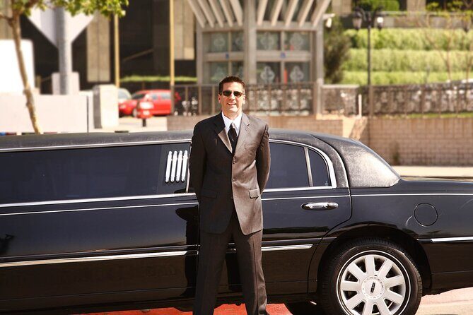 Private Transfer in a Luxury Vehicle to and/or from HOU and IAH - What’s Included and What’s Not