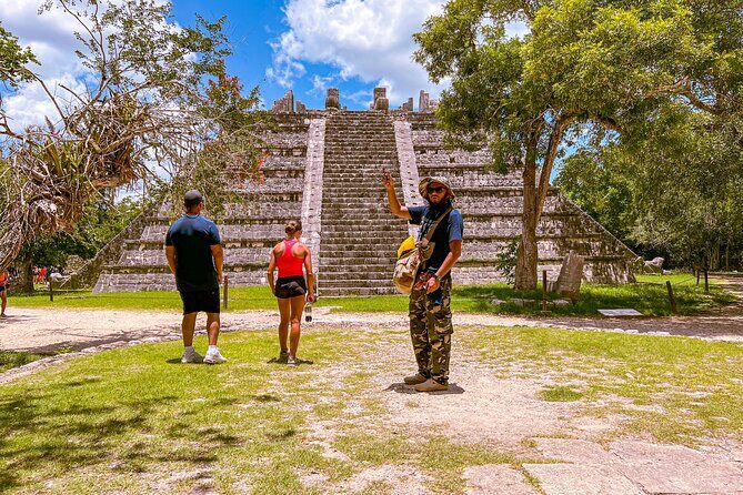 Private World Wonder Discovery Tour in Chichen Itza, Cenote and Valladolid - Comfort and Convenience