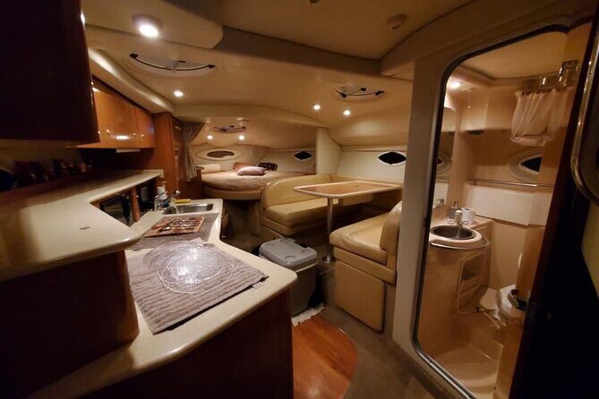 Private yacht rental for 2 hours - The Value and Who Will Enjoy This Tour