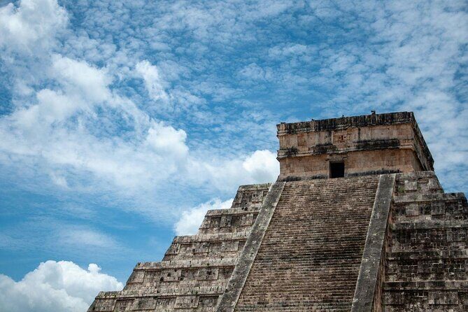 Pyramids of Teotihuacan, Guadalupe Shrine & Tlatelolco Tour - FAQ