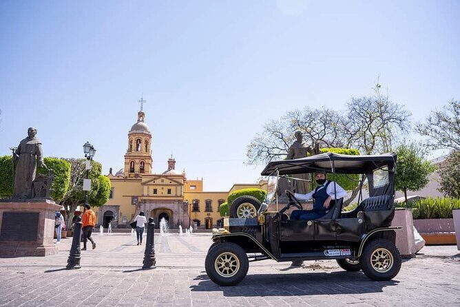 Queretaro: City Tour in Classic Ford T Vehicle - The Experience in Practice