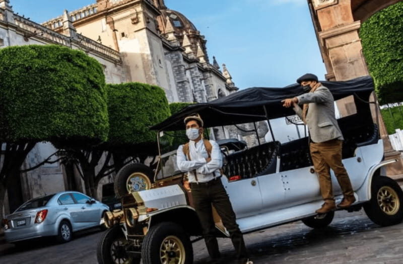 Querétaro: Unveiling Colonial Grandeur and Cultural Riches - Exploring the Historic Center: A Feast for the Eyes and Mind