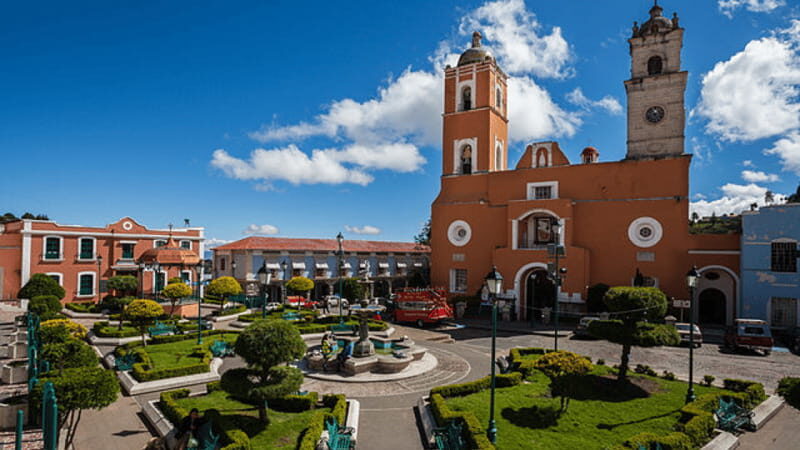 Real del Monte Hidalgo Mexico: Prismas Basálticos - Analyzing the Value