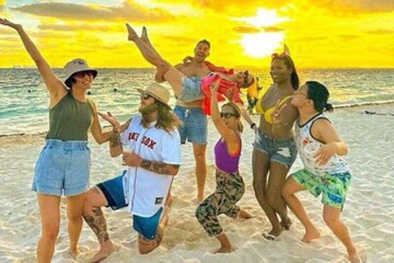 Riviera Maya: Isla Contoy and Isla Mujeres Full-Day Tour - What Travelers Say