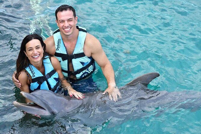 Royal Garragon with Dolphin Encounter in Isla Mujeres - The Experience: Pros and Cons