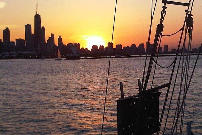 Sail on Tall Ship Windy, join us for our "Chicago Skyline Sail" - Experience and Setting