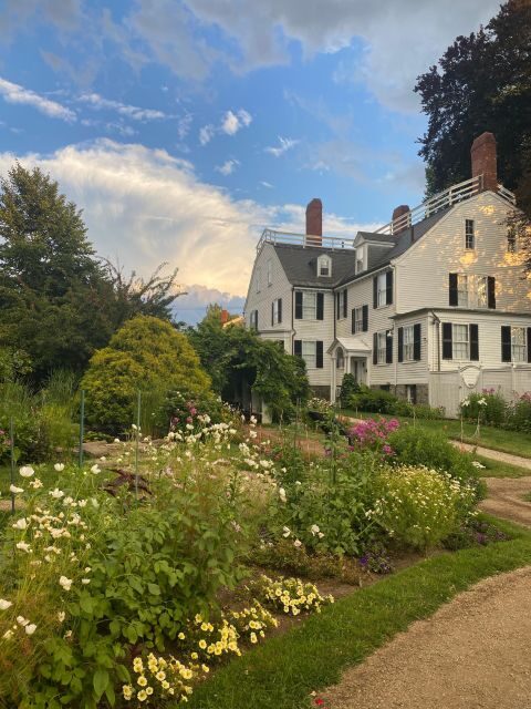 Salem, MA: History and Hauntings Guided Walking Tour - Itinerary Breakdown and Highlights
