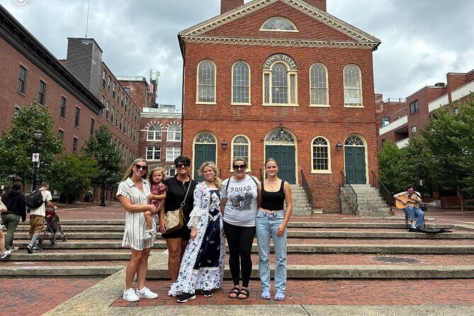 Salem Movie Magic Tour: Hocus Pocus and Bewitched locations - Visuals and Photo Ops