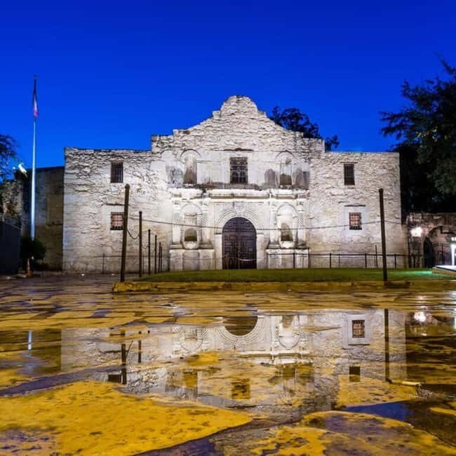 San Antonio: City Lights Night Tour by Trolley - The Reviews Weigh In
