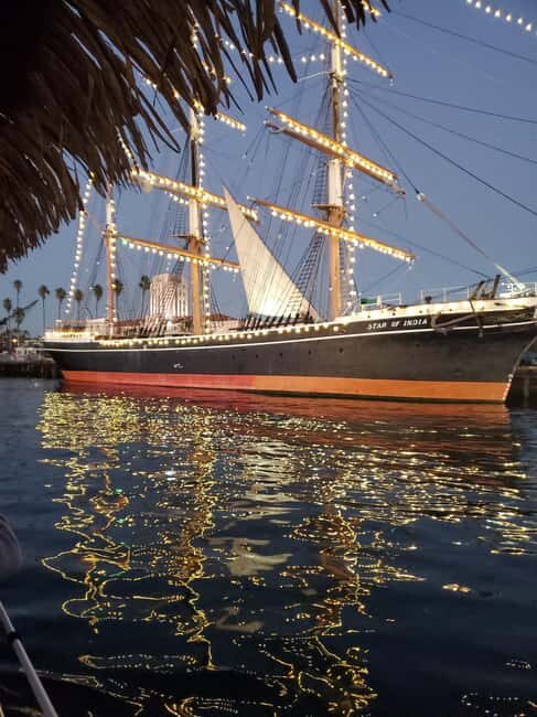 San Diego: Enjoy a jazz cruise on Laki's Lounge - The Experience on Board