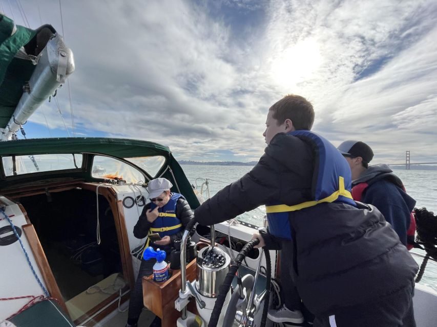 SAN FRANCISCO: (2hr) SUNSET Sailing Experience on SF Bay - Authentic Feedback from Participants