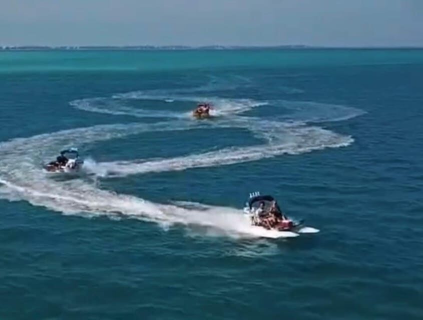 Sarasota: Island Adventures & Catamaran Speedboat Tour - What the Tour Includes
