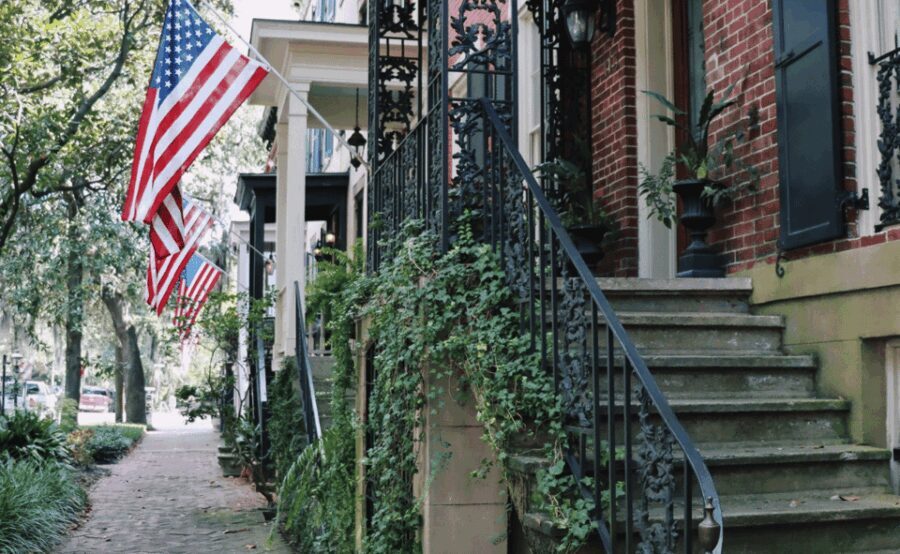 Savannah: History Walking Tour - Exploring Savannah’s Origins: Chippewa Square and Juliette Gordon Low Home