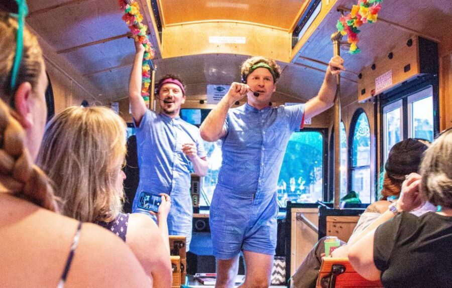 Savannah: "Savannah for Morons" Comedy Trolley Tour - Practical Tips for Your Savannah Comedy Trolley Tour
