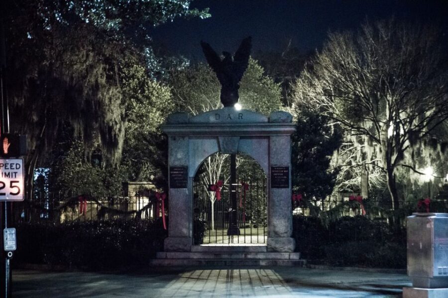 Savannah Terrors: Spirits & Spirits Haunted Pub Crawl - Practical Details and What to Expect