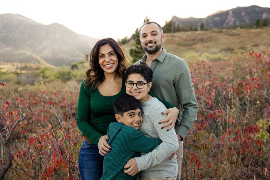 Scenic Mountain Photoshoot in Boulder, Colorado - The Itinerary: How the Hour Unfolds