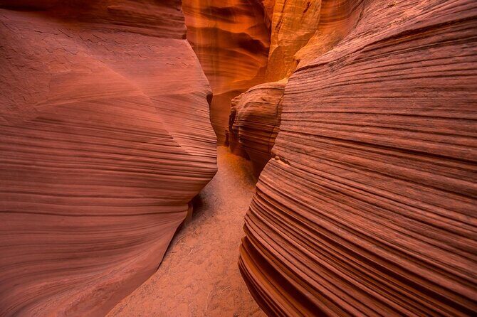 Secret Antelope Canyon and Horseshoe Bend Tour from Page - Transportation and Group Size