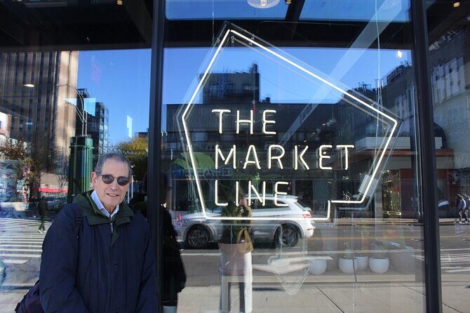 Secrets of the Lower East Side Tour and Tasting in New York City - Discovering the Lower East Side: A Neighborhood with Layers
