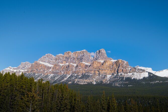 Shuttle Service between Canmore, Banff, Moraine Lake, Lake Louise - What Makes This Shuttle Service Stand Out