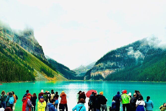ShuttleBus 2way Banff to Lake Louise (1Hr) and Moraine Lake (1Hr) - Who Should Consider This Tour?