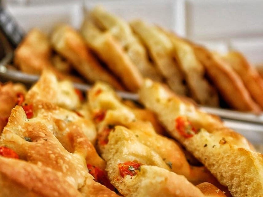 Silver Lake Food Tour with Comedian Foodie Guide! - The Guides and Overall Atmosphere
