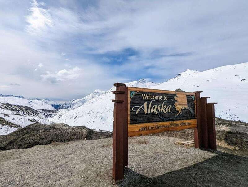 Skagway: Klondike Highway & Yukon Bus Tour with Husky Kennel - Who Will Love This Tour?