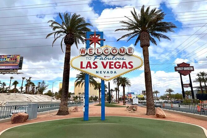 Small Group Ghost Town, 7 Magic Mountains, Las Vegas Sign - What the Tour Includes and Excludes