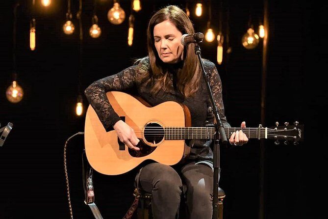 Songwriter Session Performance & Country Music Hall of Fame Combo - How to Make the Most of It
